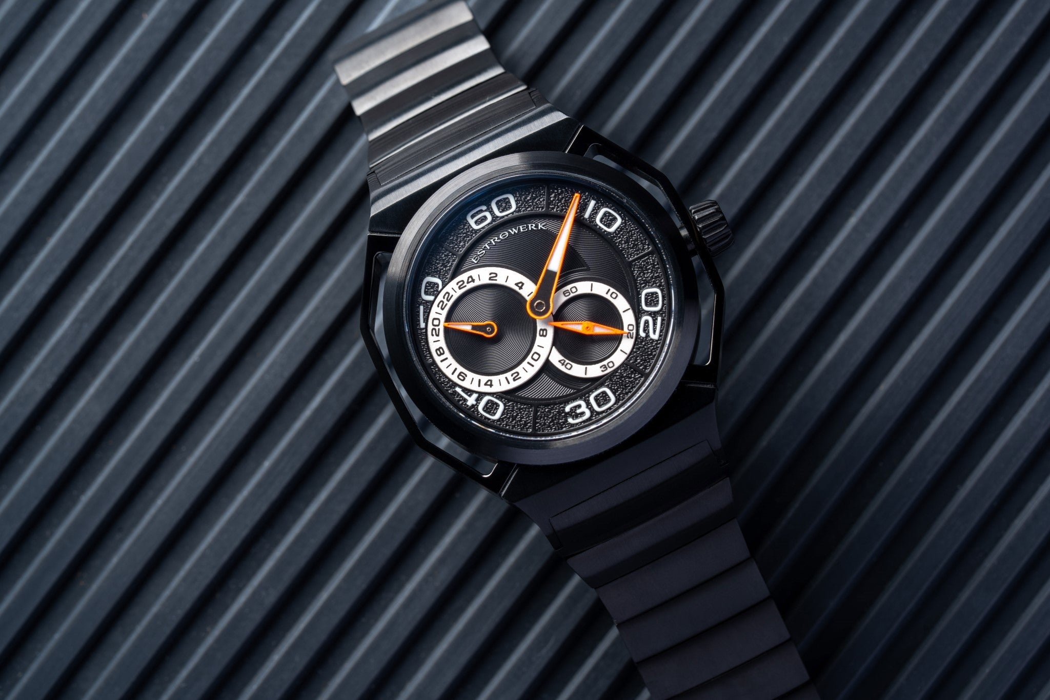 Estrowerk – Luca Collections